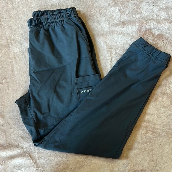 UA Scrubs | Pants & Jumpsuits | Scrub Joggers | Poshmark